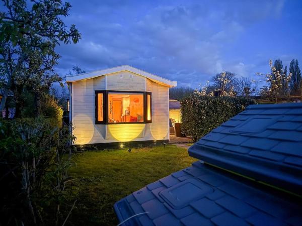 Tinyhouse Mit Feuerstelle Capfun De Bongerd - Bergen