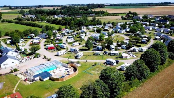 Camping 4 éToiles - Piscine - Ccbgc00 - Normandy