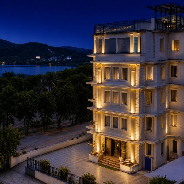 The Colonial - A Lake View Hotel In Udaipur - Udaipur
