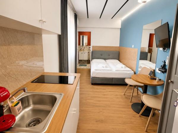 Modern Studio 7 Private Kitchenette And Bathroom - Limassol
