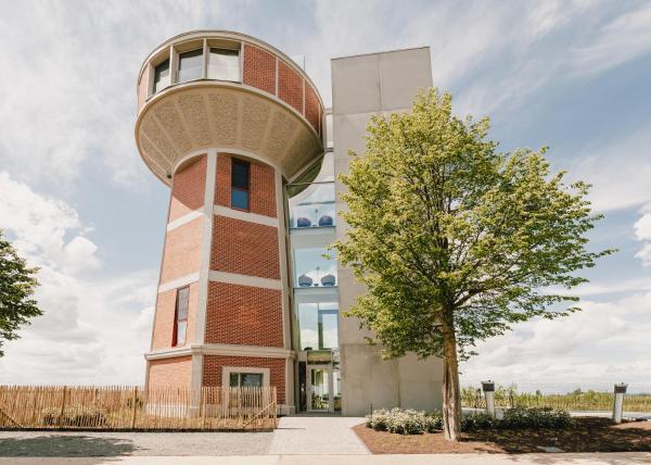 De Droomtoren - Uniek Overnachten In Een Watertoren Nabij Maastricht - Bilzen