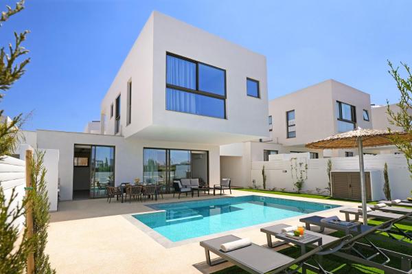 Princess Ariel Luxury Villa - Large Pool - Ayia Napa