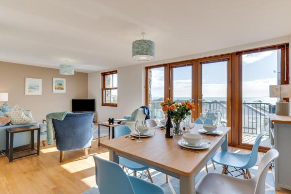 2 Bed In Praa Sands Oc-10clip - Praa Sands