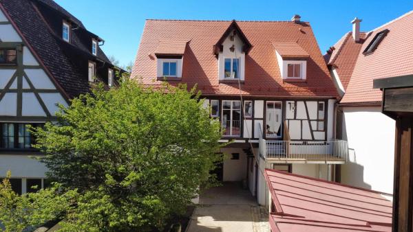 Historischer Pferdestall Im Zentrum Von Weißenburg Mit 2 Parkplätzen, Terrasse Und Balkon - Weißenburg in Bayern