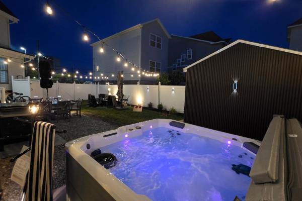 Luxe & Cozy Gem: Walk To Beach & Boardwalk - Bikes - Atlantic City, NJ