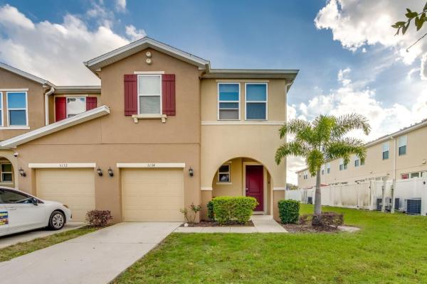 Townhouse W/ Hot Tub Near Disney | Sleeps 12 - Orlando, FL