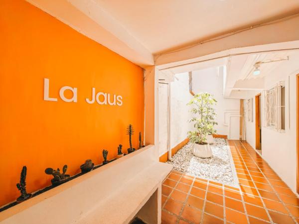 La Jaus , Casa En El Centro De Guatapé - Guatape