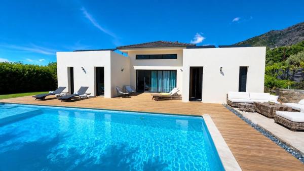 Charming Villa, Private Pool - Borgo