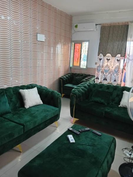 Suite Royale De Makepé - Douala