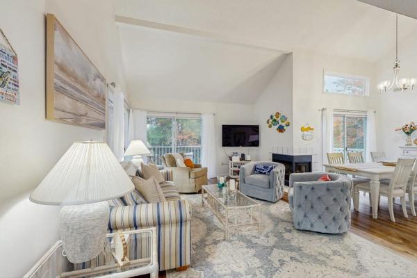 Sea Colony --- 18003 Lakeview Ct - Delaware