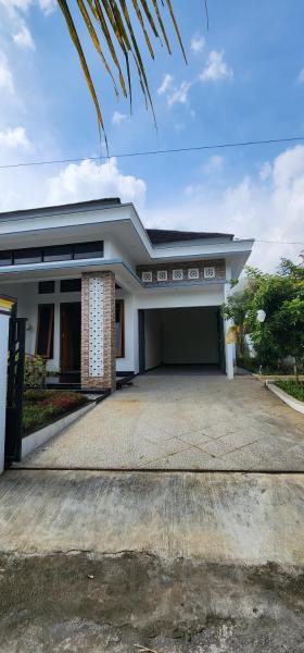 Hj Parmi Homestay Penginapan Murah Di Kota Pati - Pati