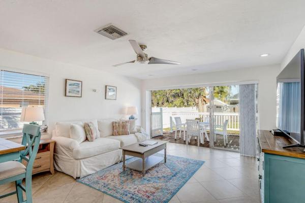 Sunny Sea Breeze - Bonita Springs, FL