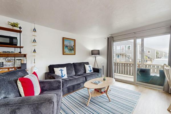 Bay Colony Breeze - North Truro, MA