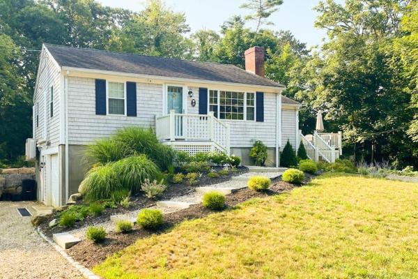 Periwinkle House - Orleans, MA