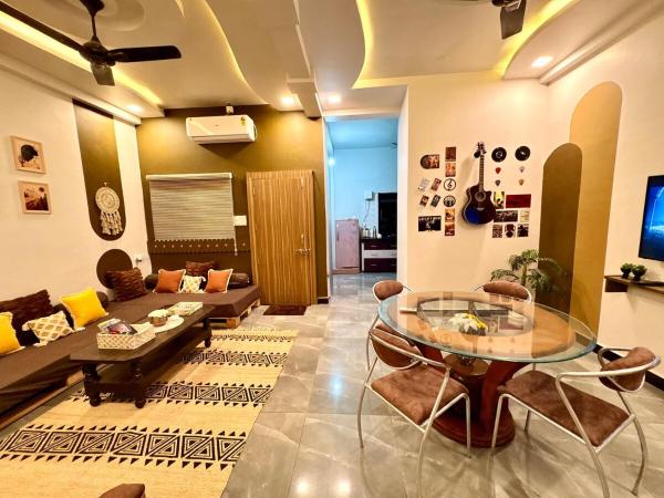 Saanjh By Navkar Homes - Ff 2bhk - 8 Mins To Mahakal - Ujjain