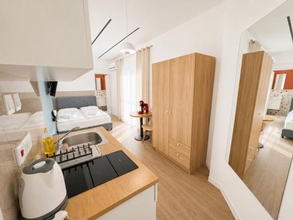 Modern Studio 8 Balcony Kitchenette Bathroom - Limassol
