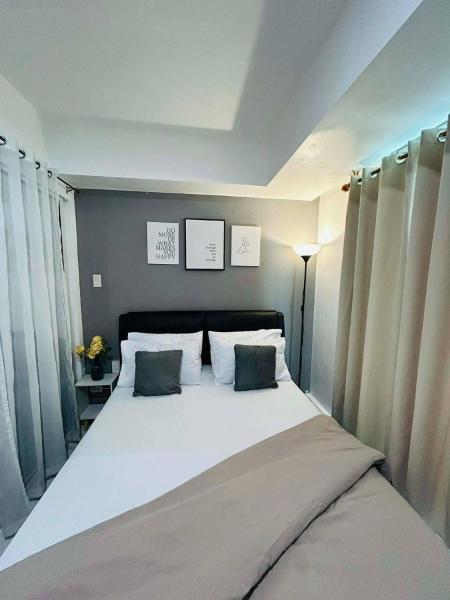 320 Tower Santorini - Taguig