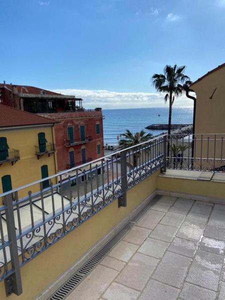 Laigueglia Seaview Terrace Jacuzzi Parking - Alassio