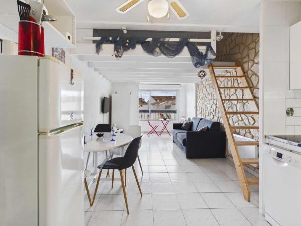 Studio Mezzanine Pour 4 à Marseillan Avec Parking Privé, Tv Et Cuisine ÉQuipée - Fr-1-326-783 - Marseillan