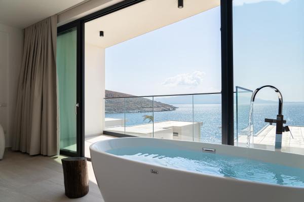 Mediterranean Waterfront Villa - Saranda