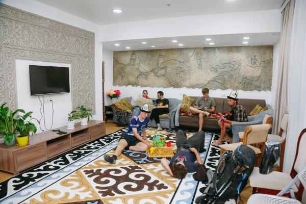 Apple Hostel Bishkek - Bishkek