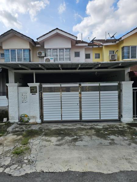 Delima Homestay Taman Cahaya Masai - Punggol