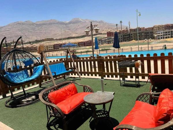 شاليه بورتو السخنة 2 غرفة - Egypt