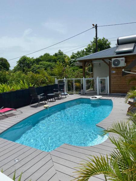 Gîte Desvarieux Charmant Bungalow Cosy - Guadeloupe