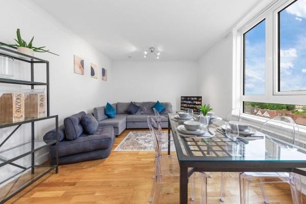 Modern 2 Bed Flat 5 Mins Ealing Broadway Station - Harrow