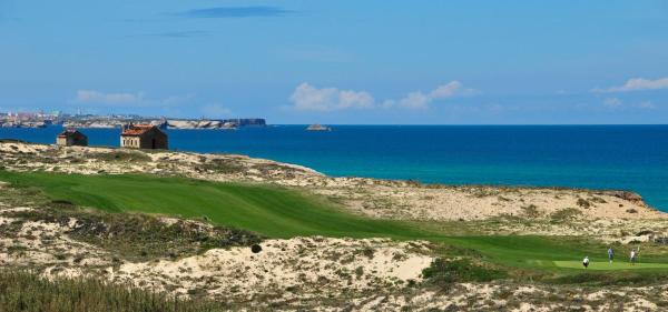 Praia Del Rey Bythe Pools - Peniche