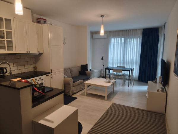 Three-room Apartment Oasis 1 Varna - バルナ