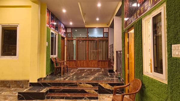 Shree Mangalam Residency - Varanasi