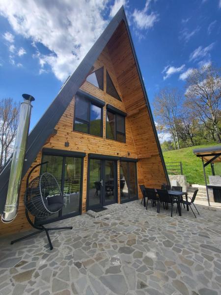 Hill House Doftana - Câmpina