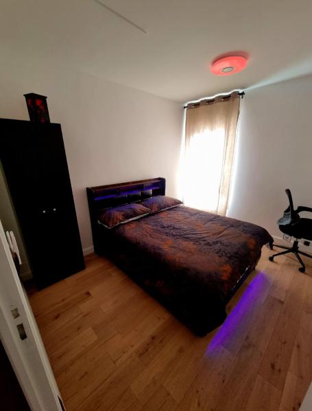 Chambre à Clés Paris Au Pied Du Rer A - Versailles