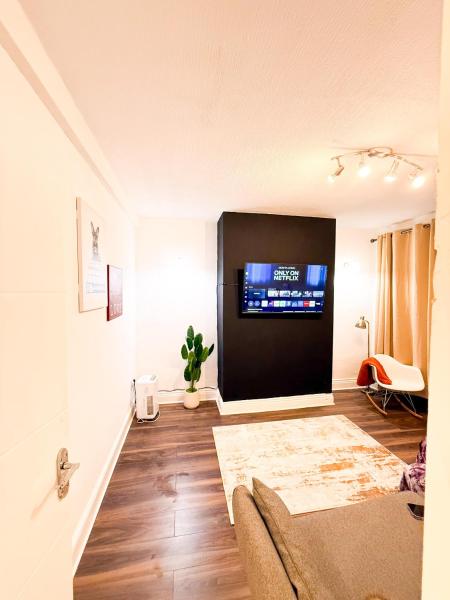 Spacious 3-bed Home With Parking & Fast Wi-fi - Kettering