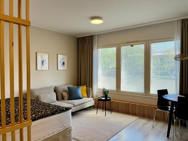 Cozy City Apartment - Car Parking - Queen Bed - Wifi - Vaasa