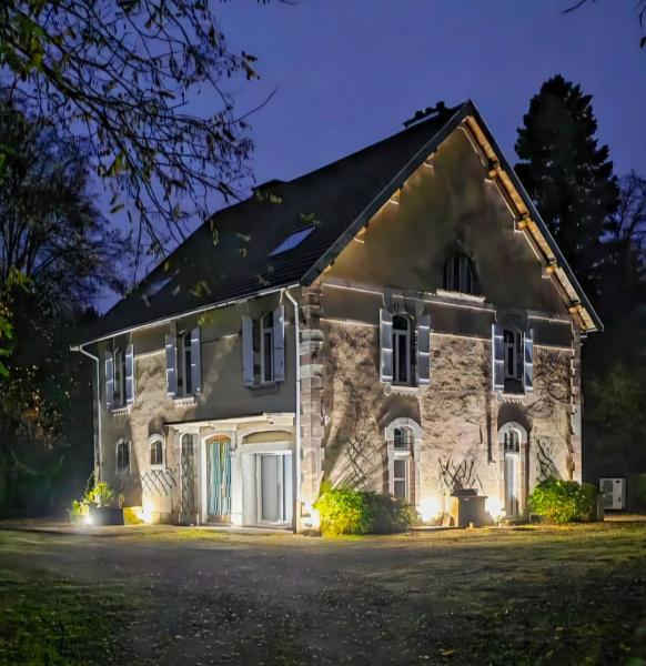 Le Chalet Des Loups - Suite Luxueuse Et Bien êTre "Le Refuge" 4 éToiles - Luxeuil-les-Bains