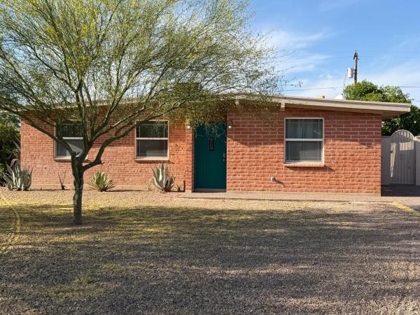 Quaint Mcm Home In Central Tucson - Casa Maria - Tucson, AZ