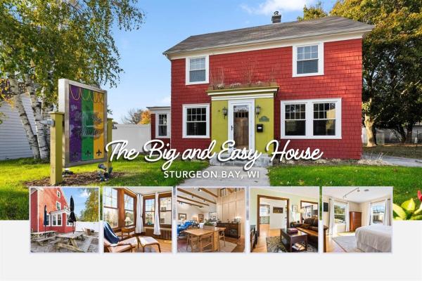 The Big & Easy House - Sturgeon Bay, Wi - Walk To Downtown, Large Home & Yard - Sturgeon Bay, WI