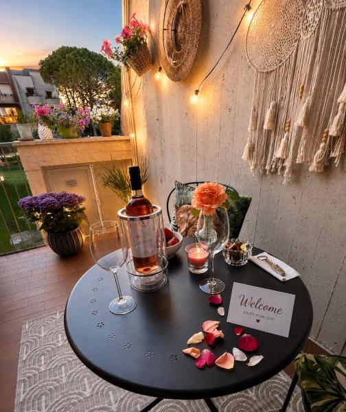 Aloha Pool Apartment - Free Parking - Sirmione - Desenzano del Garda