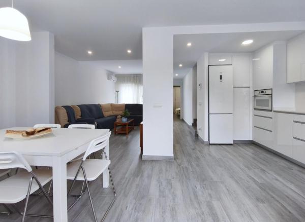 Casa 4 Dormitorios Sant Antoni A 450m De La Playa - Palafrugell