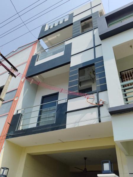 Mohnish Sai Home Stay & 7 Rooms - Central Location, Budget Price - Tiruvannamalai