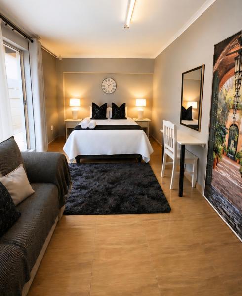 Zhantique Guest House 2- Unit 2 - Germiston