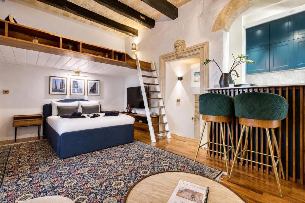 Luxury Loft Apartment With Maltese Balcony Ldem2-1 - Valletta