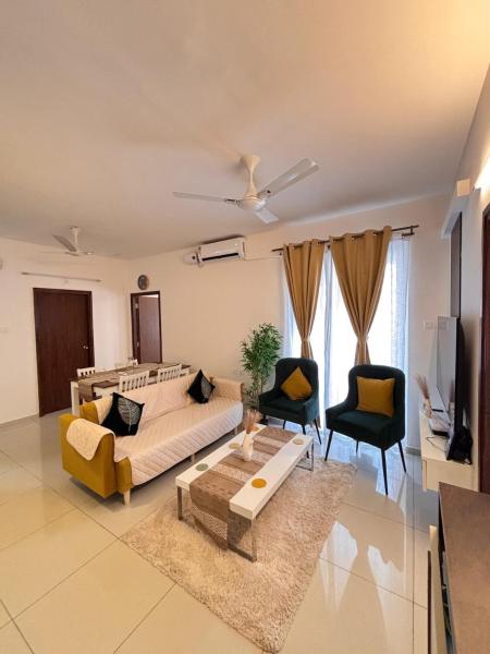 Golden Sands Poolfront Stay 3bhk Adora De Goa - Goa