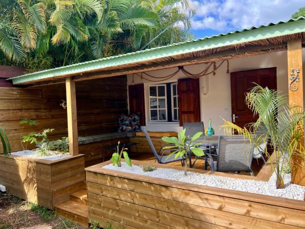 Nouveau Classé 3 éToiles Par Atout France Bungalow Indépendant St Pierre Ligne Paradis Clim Terrasse Couverte Parking Privé - Saint-Pierre
