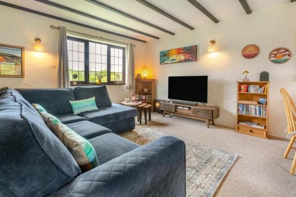 The Hide - 2 Bed Cottage, Pool, Close To Beaches - Barnstaple