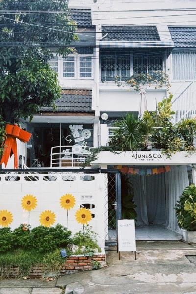 4 June&co The Cafe - Bangkok