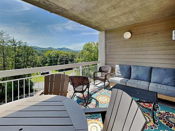 A Peaceful Retreat Whispering Pines 622 - Tennessee