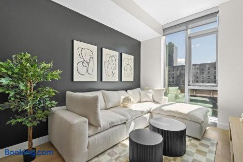 Stylish 1br In Dtla L Pool Gym High Rise - Pasadena, CA